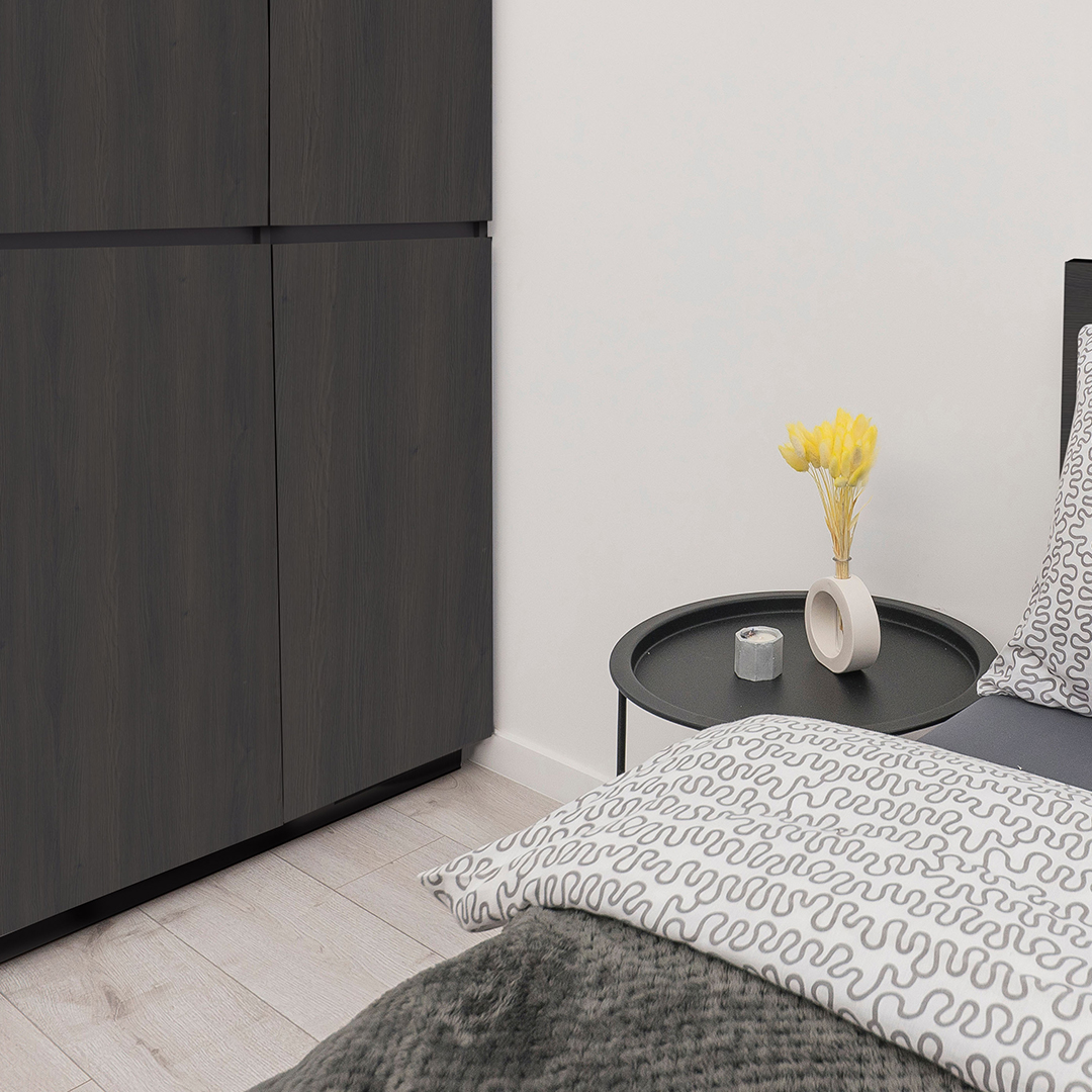 Midnight Cedar | Panolam Surface Systems